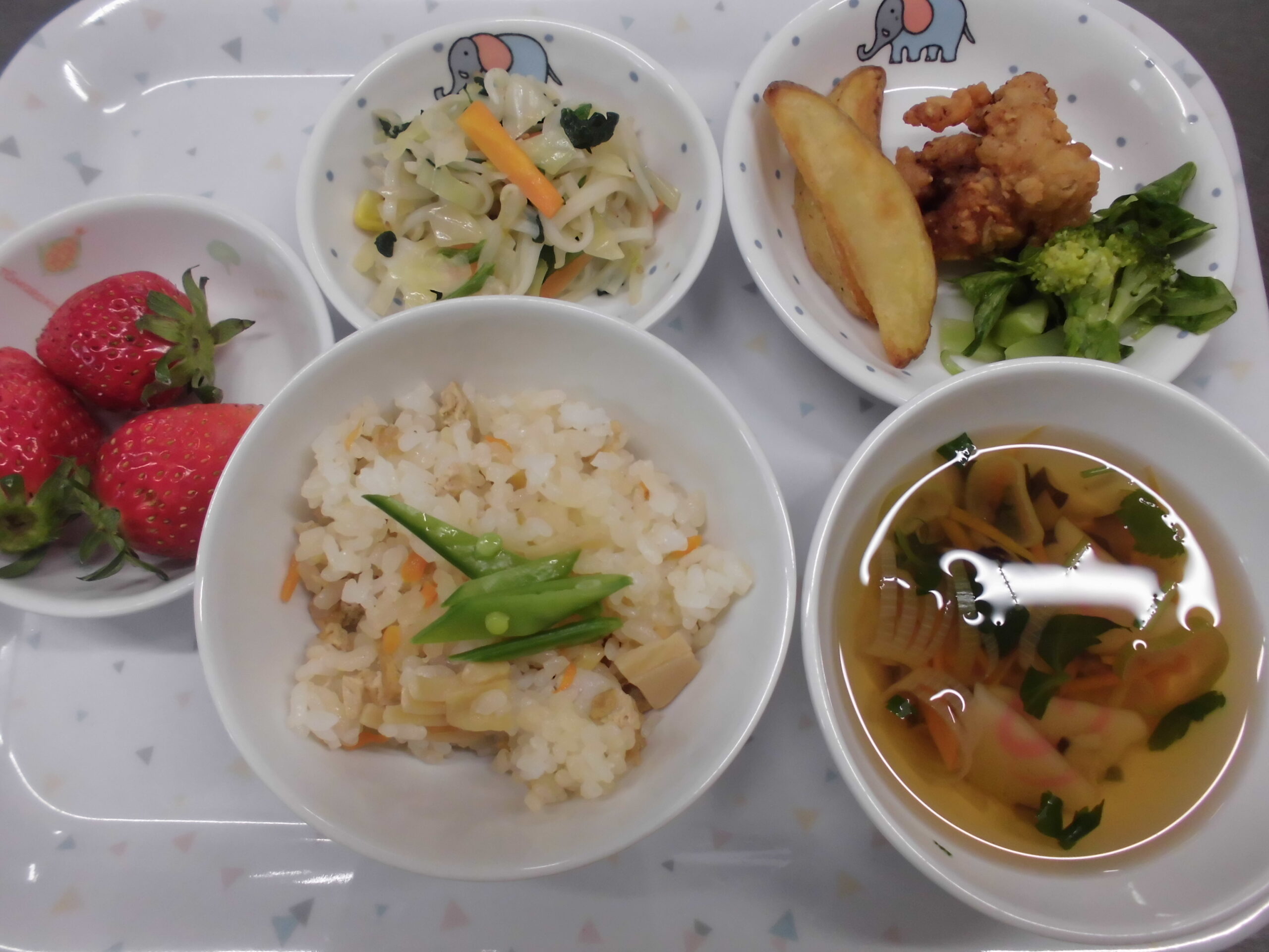 4月 食育活動日記 | 【公式】こぼうしこども園| 社会福祉法人会津若松保育協会 | 福島県会津若松市の保育園